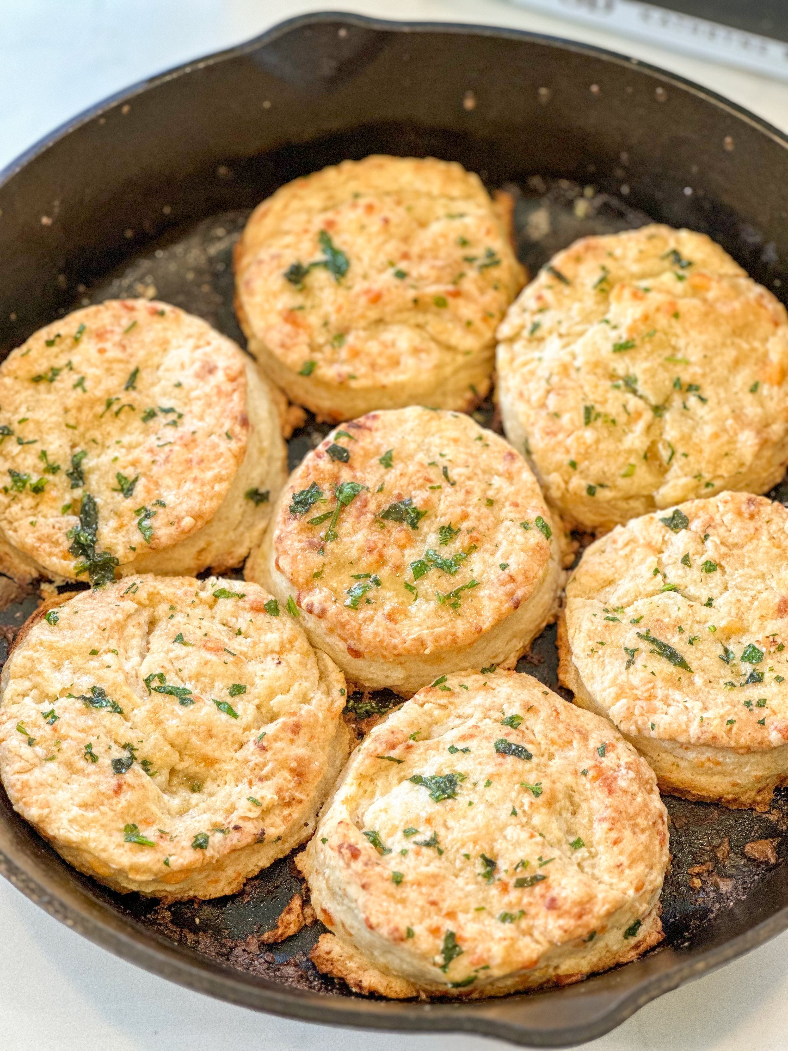 Kanuka Honey Cheddar Cheese Scones – BeeNZ USA Limited